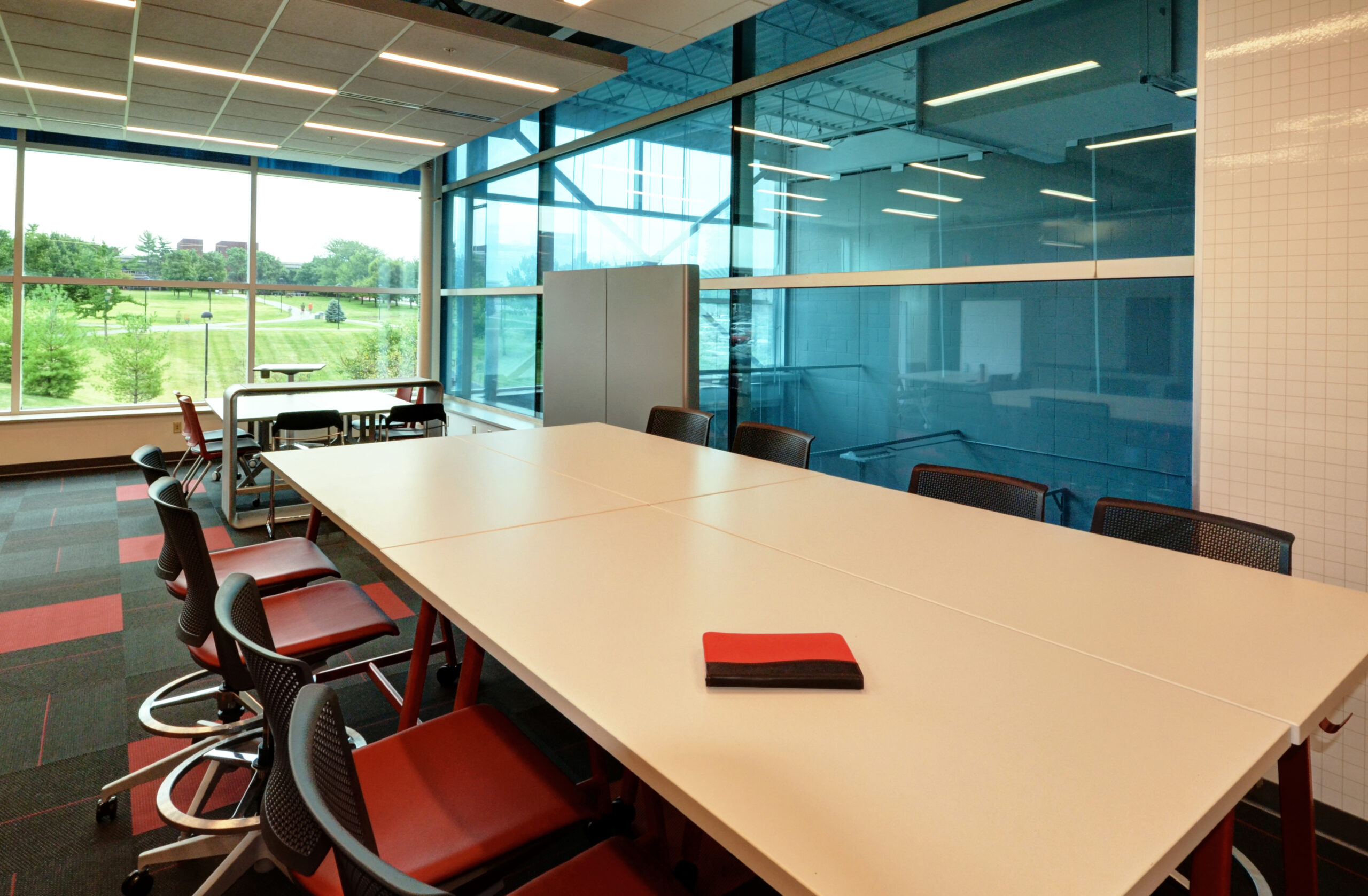 Grady Family Foundation – Innovation Loft - Louer Facility Planning